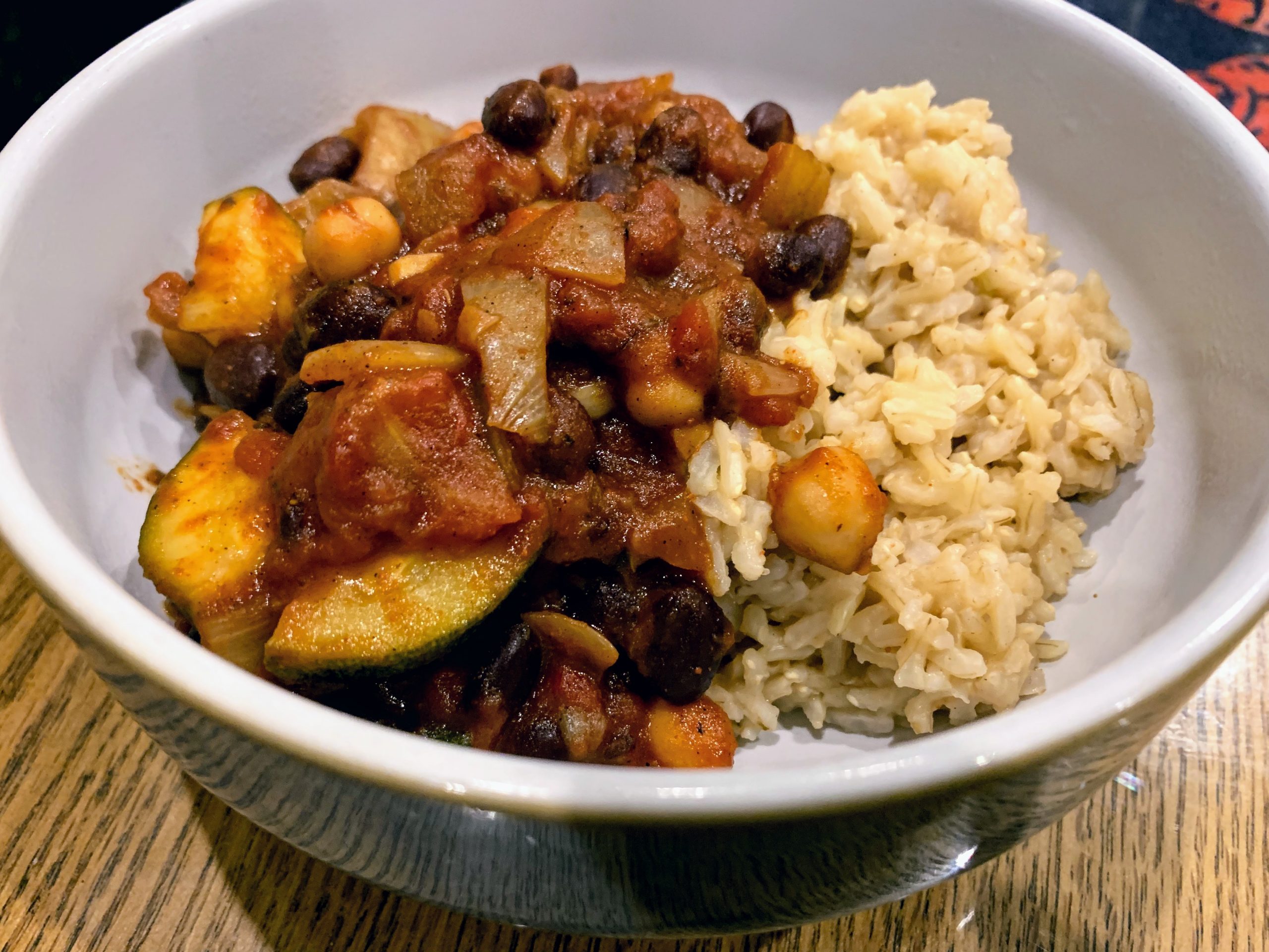 Bean & Chickpea Chilli – Dietetically Speaking